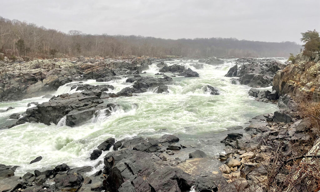 Clear Your Mind With a Winter Hike at Great Falls » Maryland Road Trips
