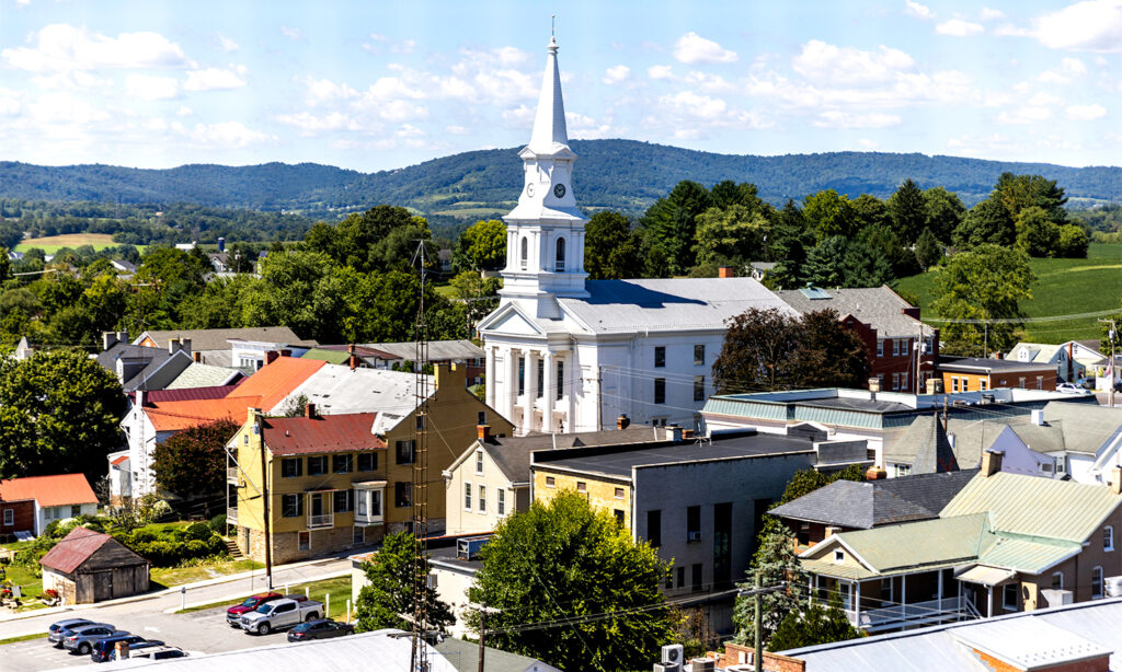 Celebrate Spring on a Tour of Middletown Homes and Gardens
